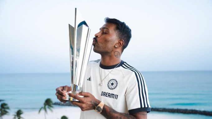 Hardik Pandya and Jasmin Walia: The Viral Sensation Captivating the ...