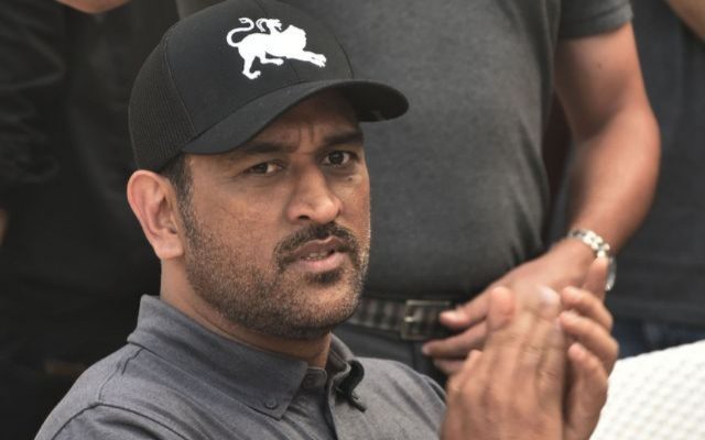 [WATCH]- MS Dhoni Visits Maa Dewri Temple In Ranchi To Seek Blessings ...